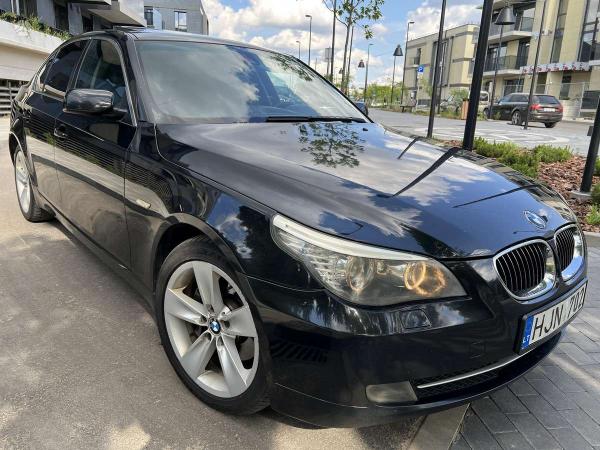 Black BMW 530 2007 in Vilnius, with an engine capacity of 2.99 L and mileage of 343 thousand km for 4600 €, photo 3 on AUTOMOTO.COM.LV
