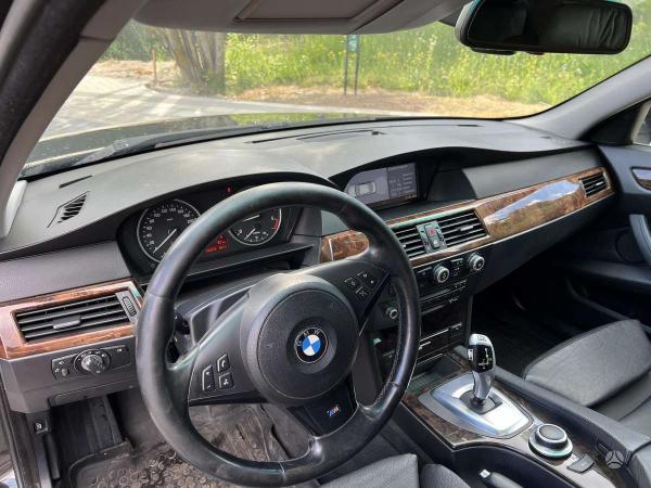 Black BMW 530 2007 in Vilnius, with an engine capacity of 2.99 L and mileage of 343 thousand km for 4600 €, photo 10 on AUTOMOTO.COM.LV