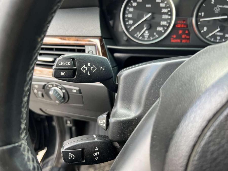 Black BMW 530 2007 in Vilnius, with an engine capacity of 2.99 L and mileage of 343 thousand km for 4600 €, photo 21 on AUTOMOTO.COM.LV
