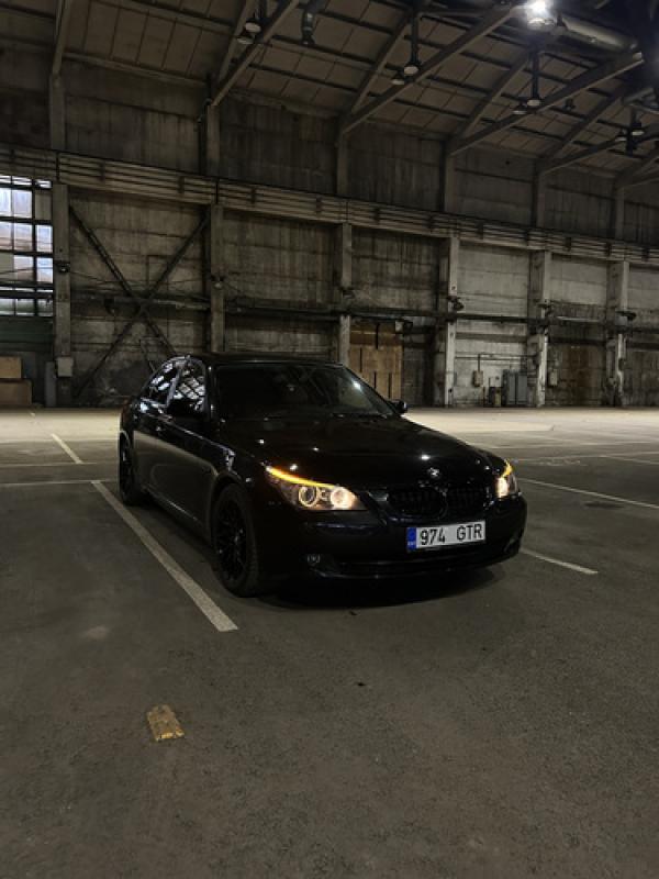Black BMW 530 2007 in Tallinn, with an engine capacity of 3.00 L and mileage of 419 thousand km for 5500 €, photo 1 on AUTOMOTO.COM.LV