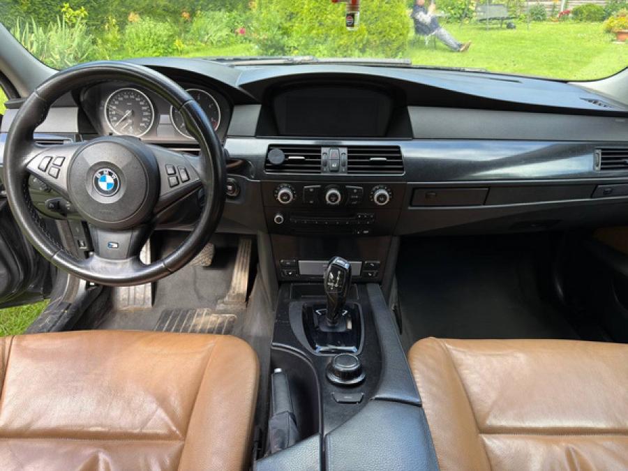 Black BMW 530 2007 in Tallinn, with an engine capacity of 3.00 L and mileage of 419 thousand km for 5500 €, photo 8 on AUTOMOTO.COM.LV