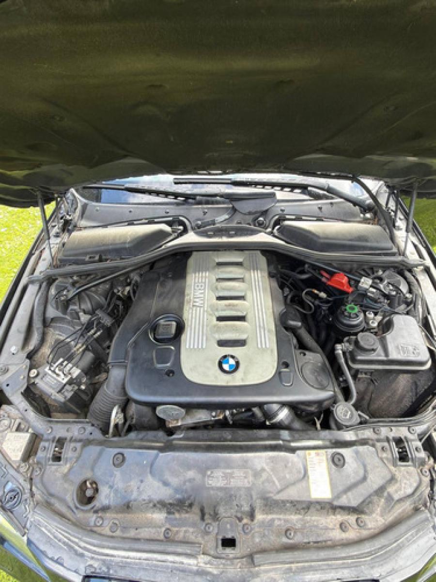 Black BMW 530 2007 in Tallinn, with an engine capacity of 3.00 L and mileage of 419 thousand km for 5500 €, photo 12 on AUTOMOTO.COM.LV