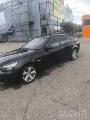 Black BMW 530 2007 in Riga, with an engine capacity of 3.00 L and mileage of 300 thousand km for 4300 €, photo 3 on AUTOMOTO.COM.LV