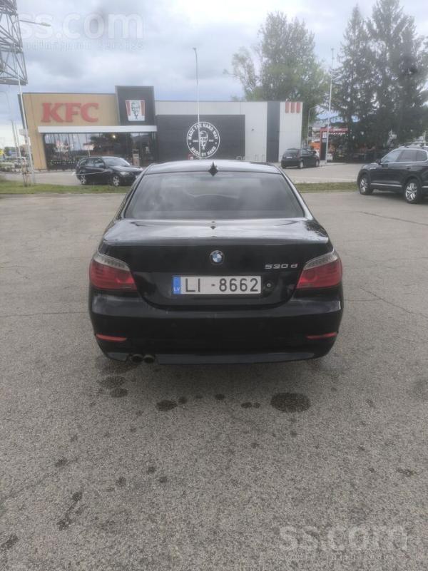 Black BMW 530 2007 in Riga, with an engine capacity of 3.00 L and mileage of 300 thousand km for 4300 €, photo 4 on AUTOMOTO.COM.LV