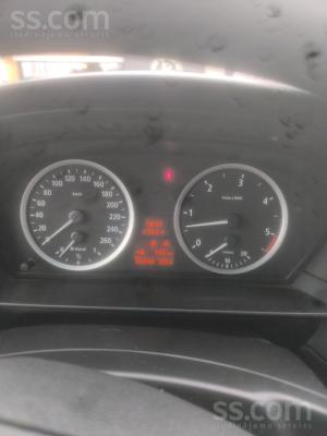 Black BMW 530 2007 in Riga, with an engine capacity of 3.00 L and mileage of 300 thousand km for 4300 €, photo 10 on AUTOMOTO.COM.LV