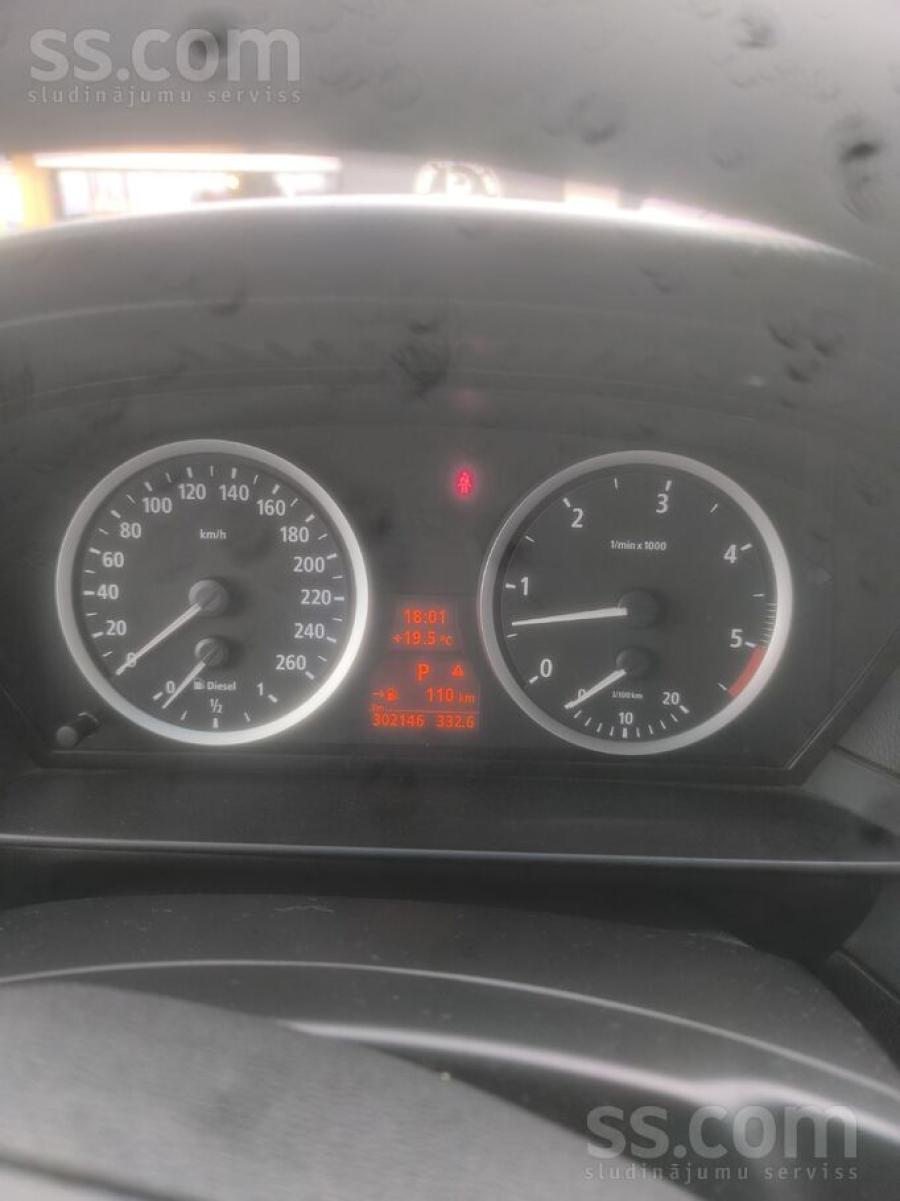 Black BMW 530 2007 in Riga, with an engine capacity of 3.00 L and mileage of 300 thousand km for 4300 €, photo 10 on AUTOMOTO.COM.LV