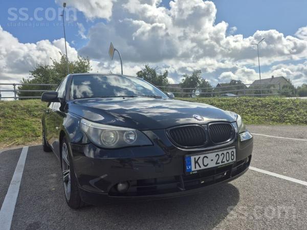 Black BMW 530 2007 in Daugavpils, with an engine capacity of 3.00 L and mileage of 446 thousand km for 4500 €, photo 1 on AUTOMOTO.COM.LV