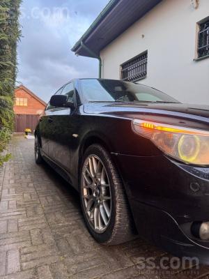Black BMW 530 2007 in Riga, with an engine capacity of 3.00 L and mileage of 276 thousand km for 6000 €, photo 5 on AUTOMOTO.COM.LV