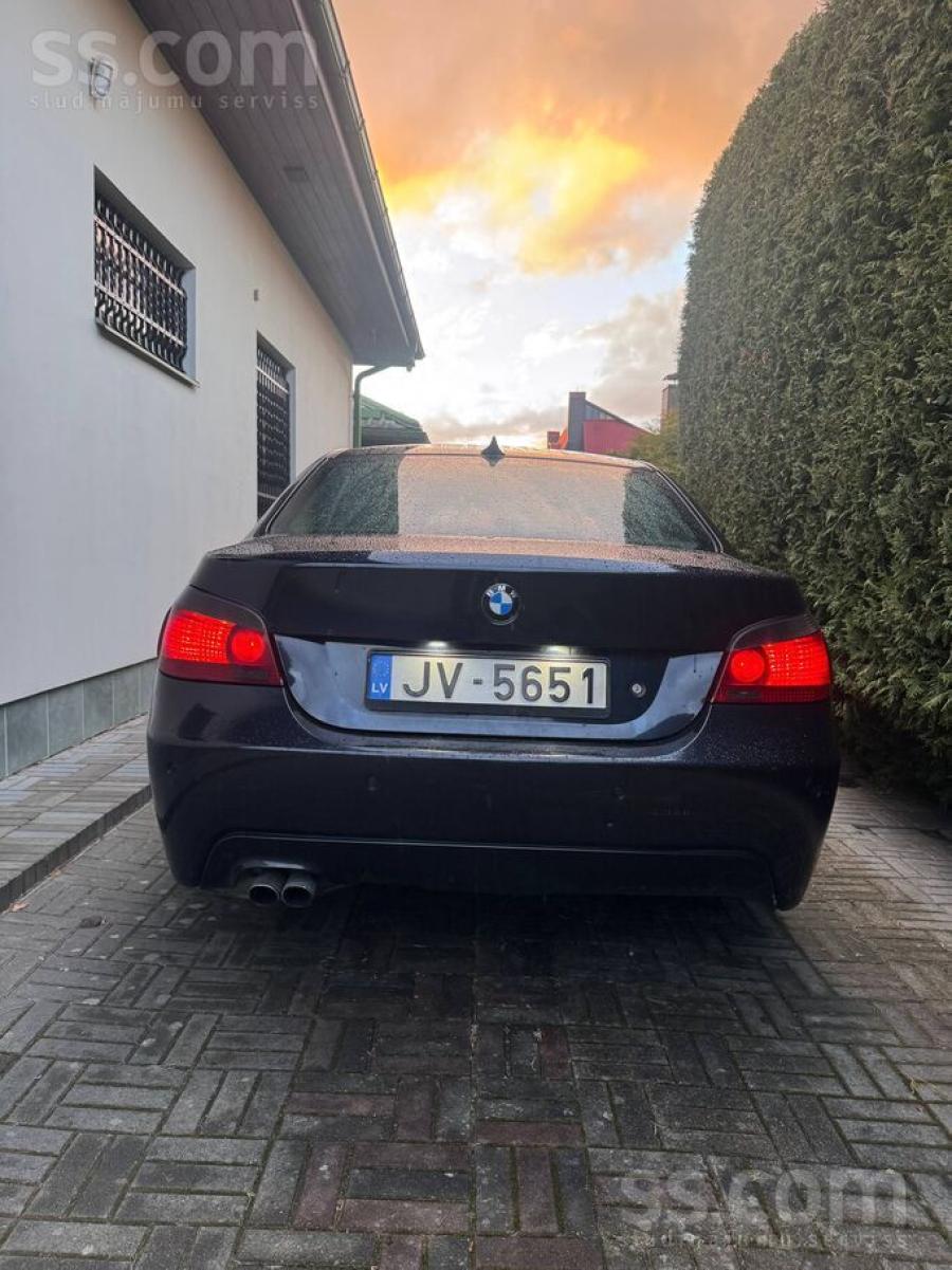 Black BMW 530 2007 in Riga, with an engine capacity of 3.00 L and mileage of 276 thousand km for 6000 €, photo 9 on AUTOMOTO.COM.LV