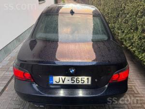 Black BMW 530 2007 in Riga, with an engine capacity of 3.00 L and mileage of 276 thousand km for 6000 €, photo 10 on AUTOMOTO.COM.LV
