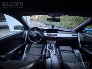 Black BMW 530 2007 in Riga, with an engine capacity of 3.00 L and mileage of 276 thousand km for 6000 €, photo 12 on AUTOMOTO.COM.LV