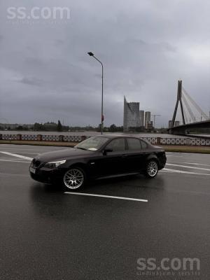 Black BMW 530 2007 in Riga, with an engine capacity of 3.00 L and mileage of 276 thousand km for 6000 €, photo 21 on AUTOMOTO.COM.LV