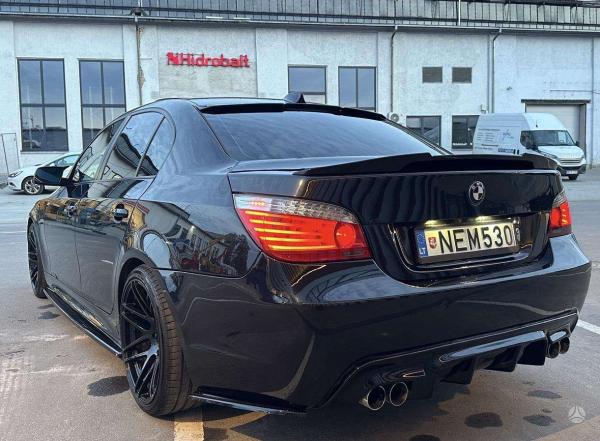 Melns BMW 530 2007 Viļņa, ar dzinēja tilpumu 2.99 L un nobraukumu 280 tūkst. km par 8999 €, foto 7 vietnē AUTOMOTO.COM.LV