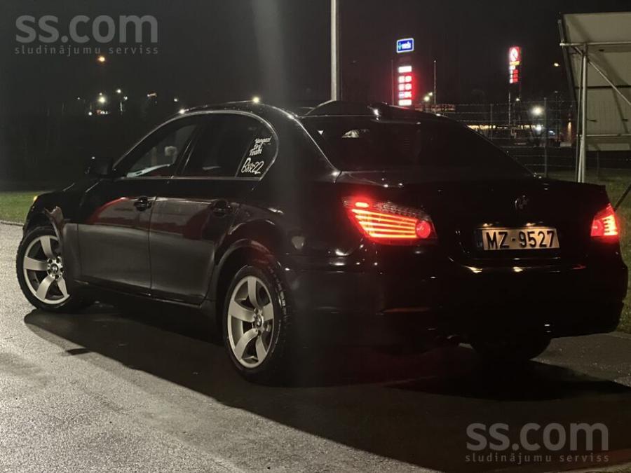 Black BMW 530 2008 in Riga, with an engine capacity of 3.00 L and mileage of 343 thousand km for 5500 €, photo 8 on AUTOMOTO.COM.LV