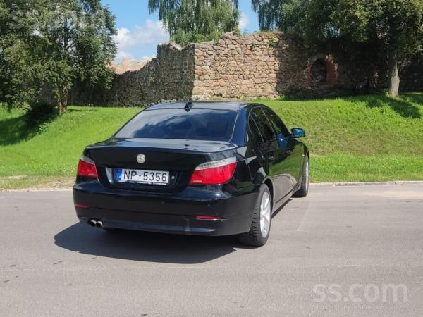 Melns BMW 530 2008 Dobele, ar dzinēja tilpumu 3.00 L un nobraukumu 388 tūkst. km par 4900 €, foto 2 vietnē AUTOMOTO.COM.LV