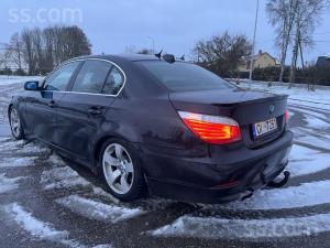 Melns BMW 530 2008 Bauska, ar dzinēja tilpumu 3.00 L un nobraukumu 280 tūkst. km par 6000 €, foto 3 vietnē AUTOMOTO.COM.LV