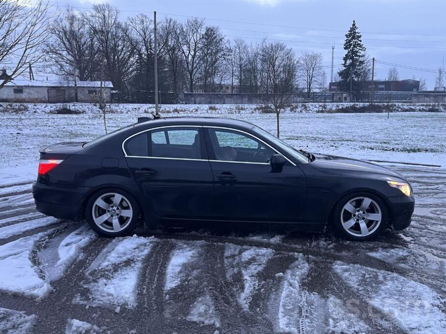Melns BMW 530 2008 Bauska, ar dzinēja tilpumu 3.00 L un nobraukumu 280 tūkst. km par 6000 €, foto 4 vietnē AUTOMOTO.COM.LV