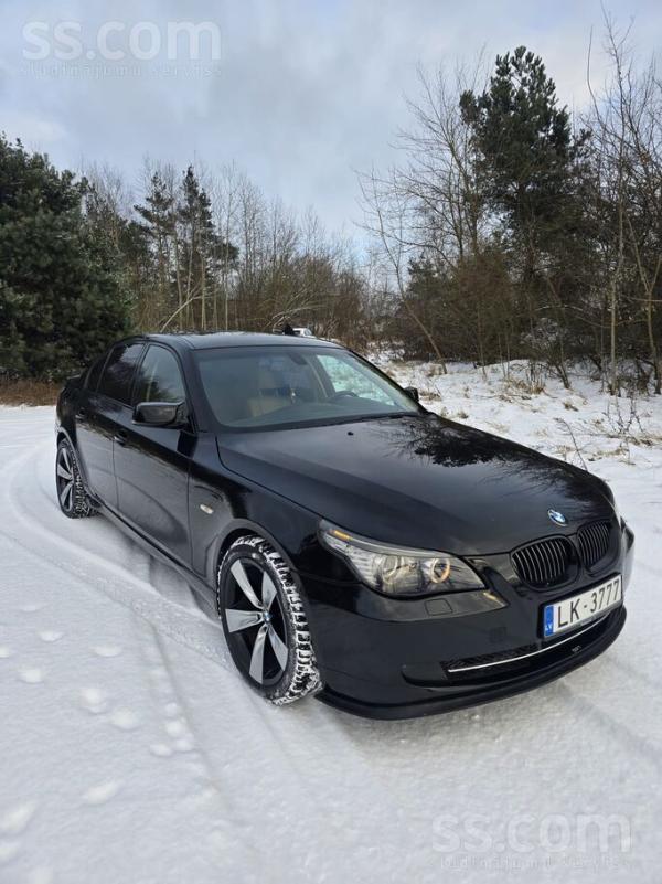 Melns BMW 530 2008 Daugavpils, ar dzinēja tilpumu 3.00 L un nobraukumu 240 tūkst. km par 6999 €, foto 4 vietnē AUTOMOTO.COM.LV