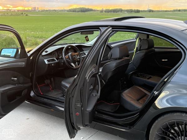 Black BMW 530 2008 in Klaipeda, with an engine capacity of 3.00 L and mileage of 370 thousand km for 6950 €, photo 9 on AUTOMOTO.COM.LV