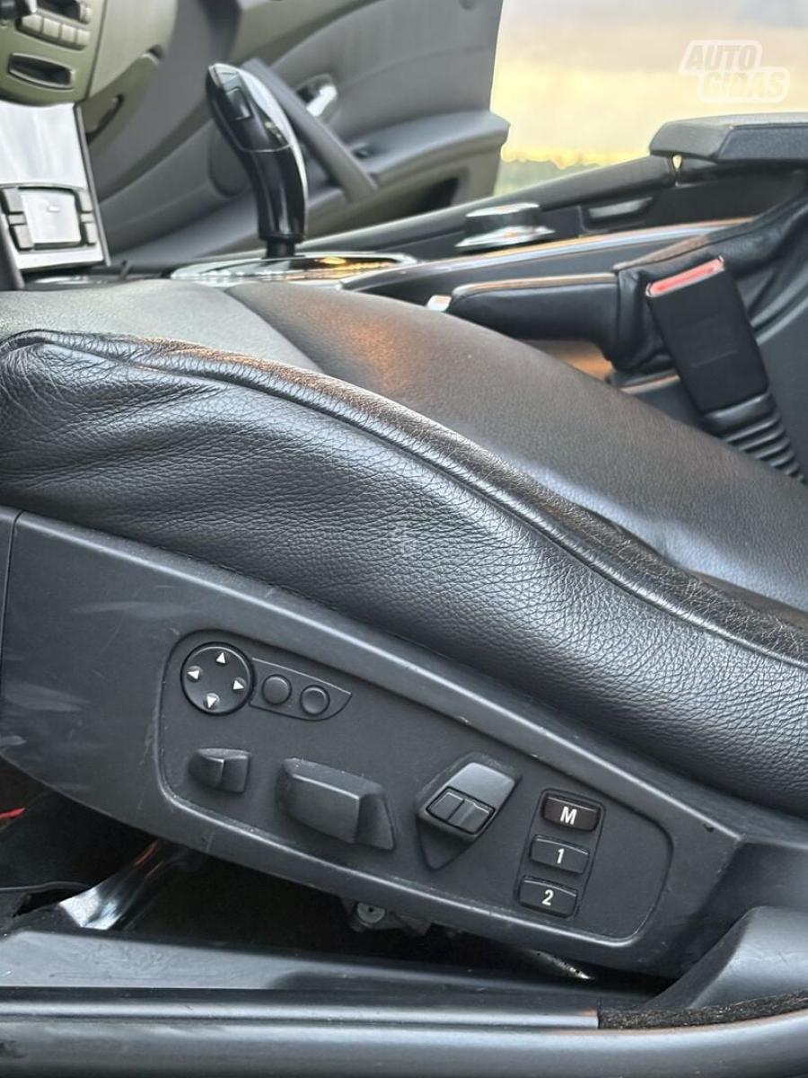 Black BMW 530 2008 in Klaipeda, with an engine capacity of 3.00 L and mileage of 370 thousand km for 6950 €, photo 12 on AUTOMOTO.COM.LV