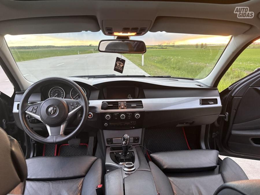 Black BMW 530 2008 in Klaipeda, with an engine capacity of 3.00 L and mileage of 370 thousand km for 6950 €, photo 13 on AUTOMOTO.COM.LV