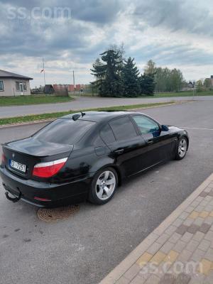 Черный БМВ 530 2008 в Бауска, объемом двигателя 3.00 л и пробегом 386 тыс. км за 6000 €, фото 5 на AUTOMOTO.COM.LV