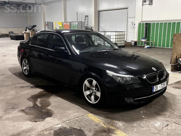Melns BMW 530 2008 Bauska, ar dzinēja tilpumu 3.00 L un nobraukumu 285 tūkst. km par 6000 €, foto 6 vietnē AUTOMOTO.COM.LV