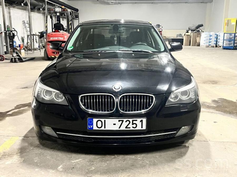 Melns BMW 530 2008 Bauska, ar dzinēja tilpumu 3.00 L un nobraukumu 285 tūkst. km par 6000 €, foto 13 vietnē AUTOMOTO.COM.LV