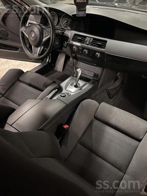 Melns BMW 530 2008 Bauska, ar dzinēja tilpumu 3.00 L un nobraukumu 285 tūkst. km par 6000 €, foto 17 vietnē AUTOMOTO.COM.LV