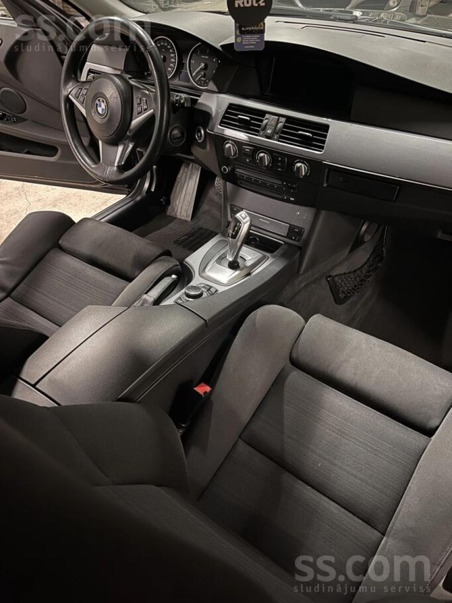 Melns BMW 530 2008 Bauska, ar dzinēja tilpumu 3.00 L un nobraukumu 285 tūkst. km par 6000 €, foto 17 vietnē AUTOMOTO.COM.LV