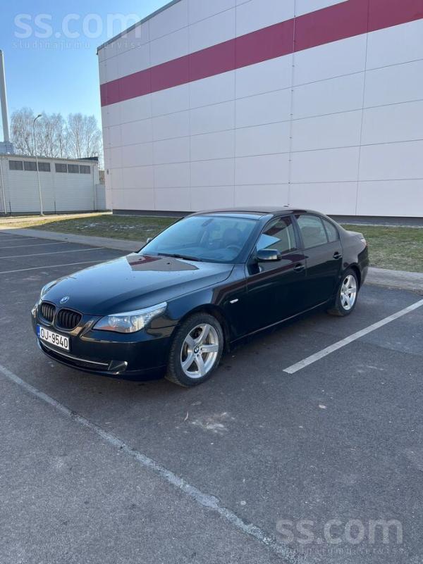 Черный БМВ 530 2008 в Бауска, объемом двигателя 3.00 л и пробегом 490 тыс. км за 6100 €, фото 2 на AUTOMOTO.COM.LV