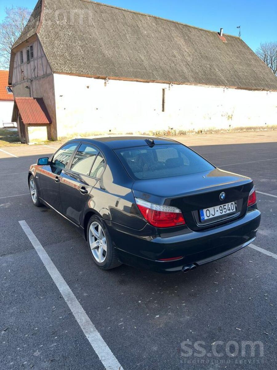 Melns BMW 530 2008 Bauska, ar dzinēja tilpumu 3.00 L un nobraukumu 490 tūkst. km par 6100 €, foto 8 vietnē AUTOMOTO.COM.LV