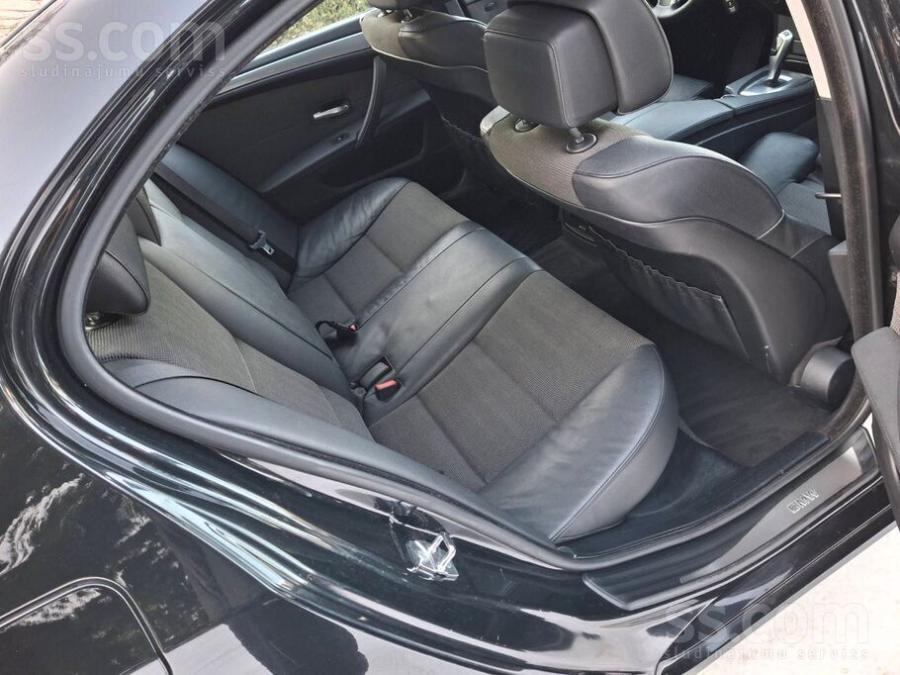 Melns BMW 530 2008 Bauska, ar dzinēja tilpumu 3.00 L un nobraukumu 490 tūkst. km par 6100 €, foto 10 vietnē AUTOMOTO.COM.LV