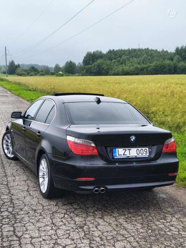 Black BMW 530 2008 in Siauliai, with an engine capacity of 2.99 L and mileage of 344 thousand km for 5650 €, photo 6 on AUTOMOTO.COM.LV