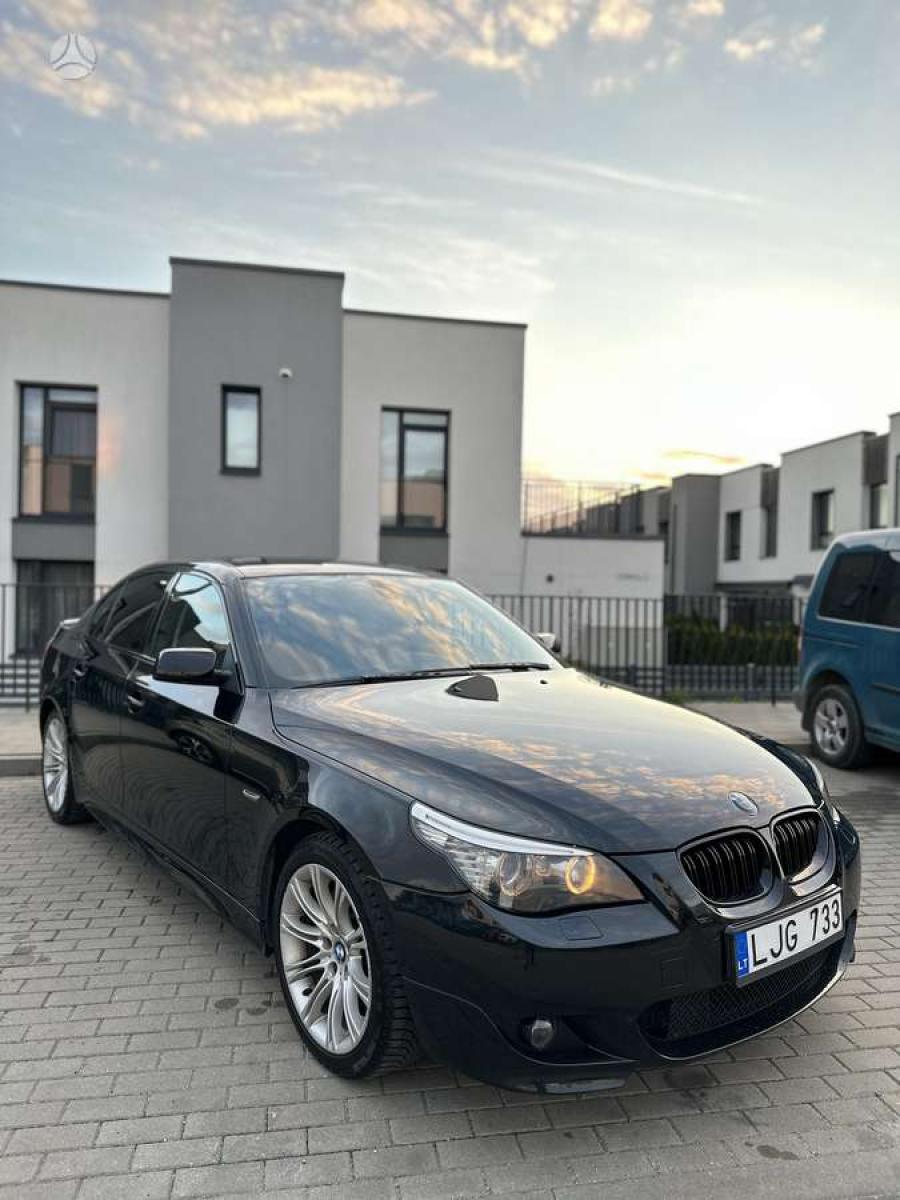 Black BMW 530 2008 in Vilnius, with an engine capacity of 2.99 L and mileage of 347 thousand km for 7000 €, photo 3 on AUTOMOTO.COM.LV