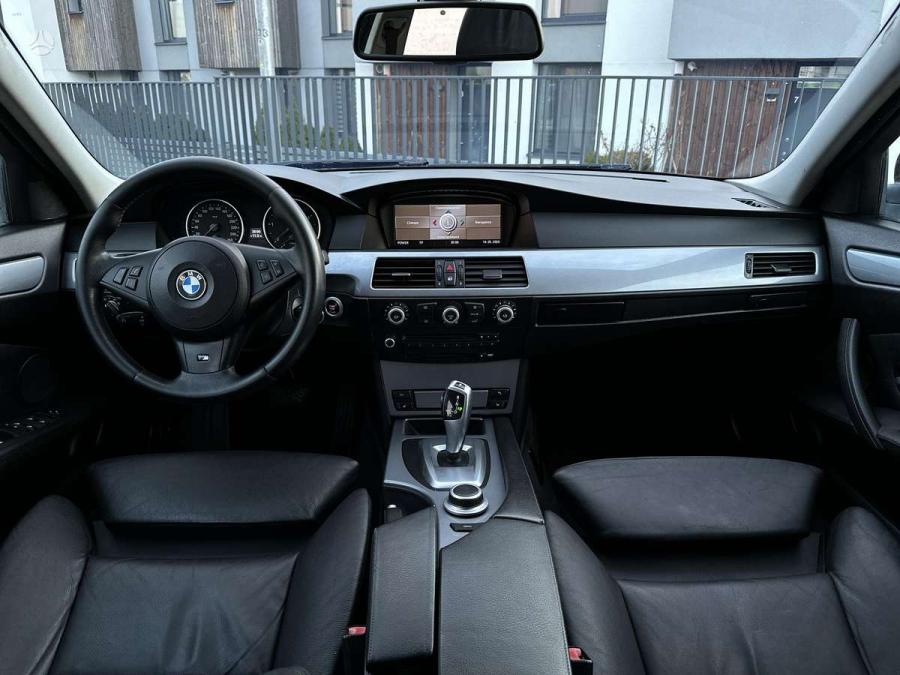 Black BMW 530 2008 in Vilnius, with an engine capacity of 2.99 L and mileage of 347 thousand km for 7000 €, photo 13 on AUTOMOTO.COM.LV