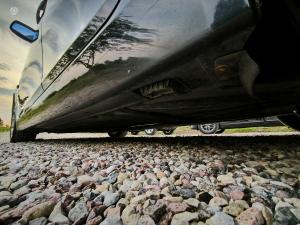 Black BMW 530 2008 in Trakai, with an engine capacity of 2.99 L and mileage of 345 thousand km for 5250 €, photo 17 on AUTOMOTO.COM.LV