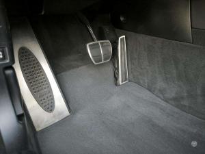 Black BMW 530 2008 in Trakai, with an engine capacity of 2.99 L and mileage of 345 thousand km for 5250 €, photo 25 on AUTOMOTO.COM.LV