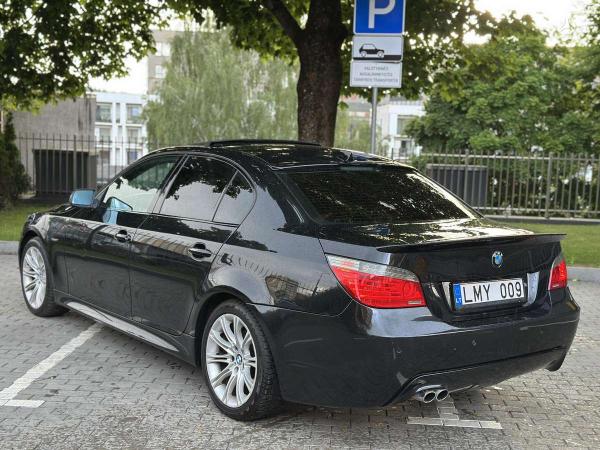Black BMW 530 2008 in Vilnius, with an engine capacity of 2.99 L and mileage of 368 thousand km for 7000 €, photo 3 on AUTOMOTO.COM.LV