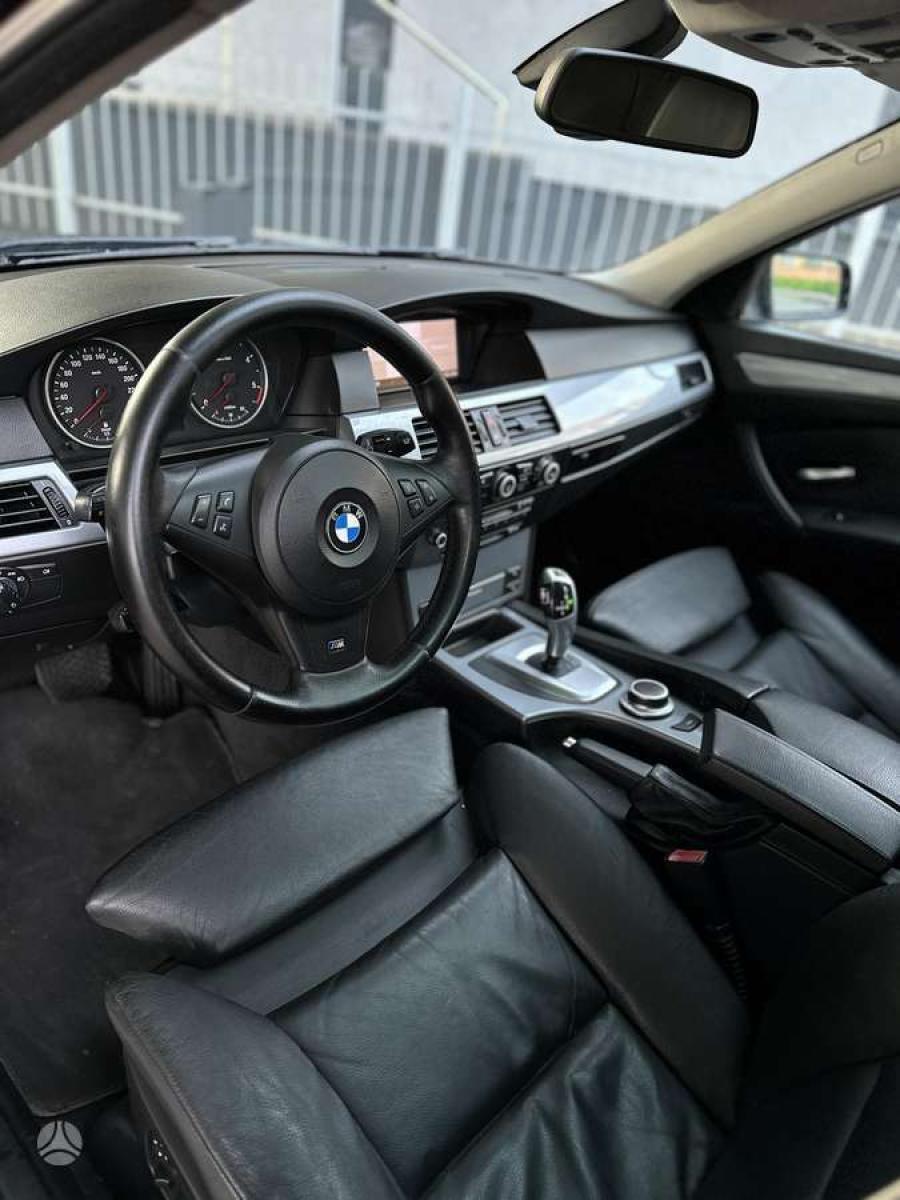 Melns BMW 530 2008 Viļņa, ar dzinēja tilpumu 2.99 L un nobraukumu 368 tūkst. km par 7000 €, foto 10 vietnē AUTOMOTO.COM.LV
