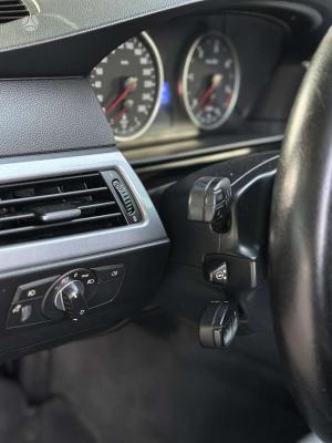 Melns BMW 530 2008 Viļņa, ar dzinēja tilpumu 2.99 L un nobraukumu 368 tūkst. km par 7000 €, foto 13 vietnē AUTOMOTO.COM.LV