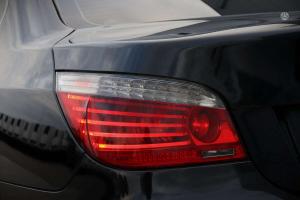 Black BMW 530 2008 in Klaipeda, with an engine capacity of 2.99 L and mileage of 249 thousand km for 5800 €, photo 12 on AUTOMOTO.COM.LV