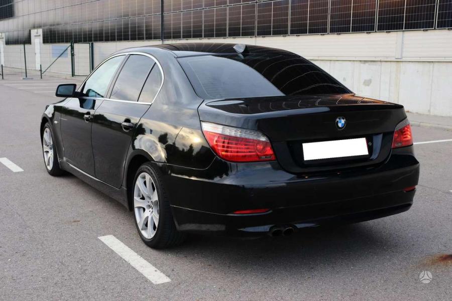 Black BMW 530 2008 in Klaipeda, with an engine capacity of 2.99 L and mileage of 249 thousand km for 5800 €, photo 13 on AUTOMOTO.COM.LV