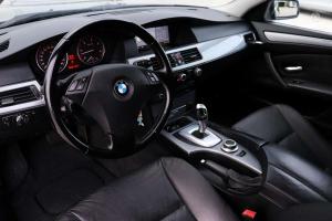 Black BMW 530 2008 in Klaipeda, with an engine capacity of 2.99 L and mileage of 249 thousand km for 5800 €, photo 18 on AUTOMOTO.COM.LV