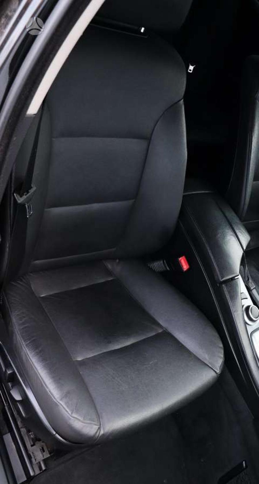 Black BMW 530 2008 in Klaipeda, with an engine capacity of 2.99 L and mileage of 249 thousand km for 5800 €, photo 23 on AUTOMOTO.COM.LV