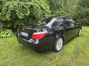Black BMW 530 2008 in Riga, with an engine capacity of 3.00 L and mileage of 297 thousand km for 7700 €, photo 3 on AUTOMOTO.COM.LV