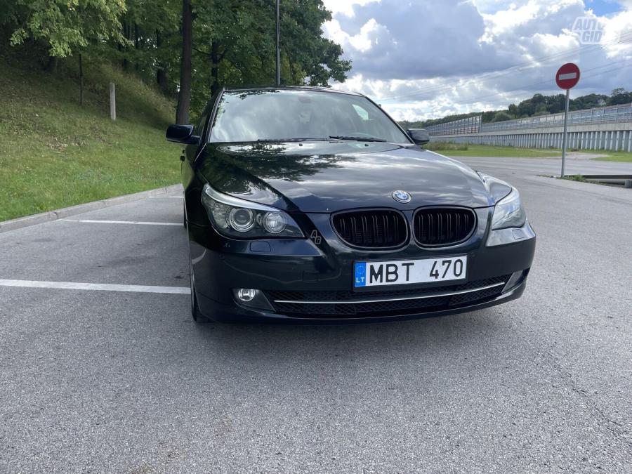 Black BMW 530 2008 in Kaunas, with an engine capacity of 3.00 L and mileage of 456 thousand km for 4200 €, photo 4 on AUTOMOTO.COM.LV