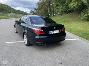 Black BMW 530 2008 in Kaunas, with an engine capacity of 3.00 L and mileage of 456 thousand km for 4200 €, photo 6 on AUTOMOTO.COM.LV