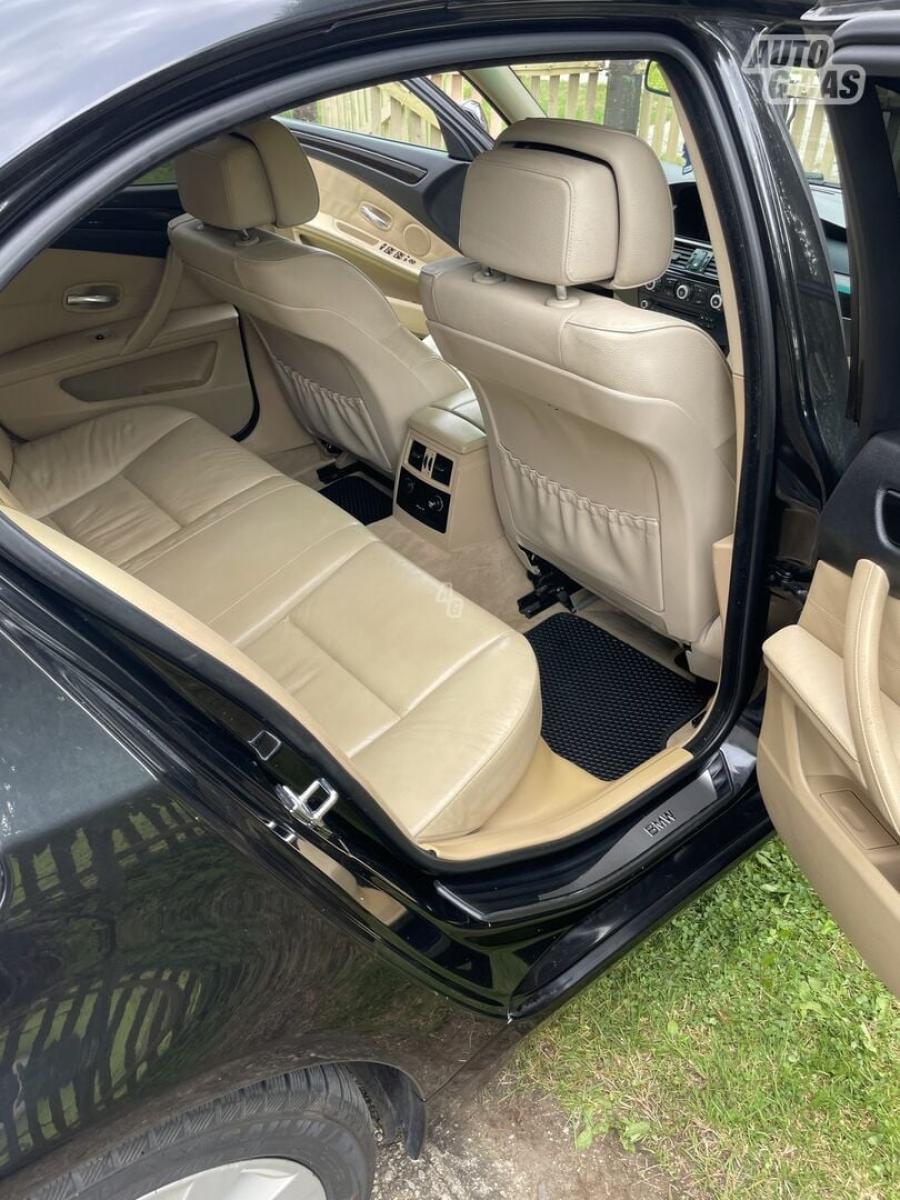 Black BMW 530 2008 in Kaunas, with an engine capacity of 3.00 L and mileage of 456 thousand km for 4200 €, photo 12 on AUTOMOTO.COM.LV