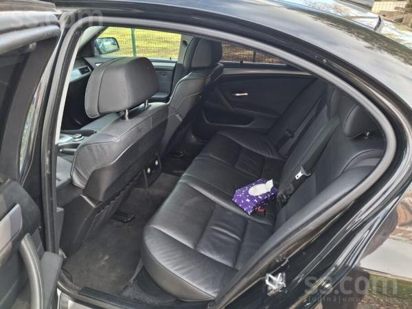 Black BMW 530 2008 in Valmiera, with an engine capacity of 3.00 L and mileage of 300 thousand km for 4800 €, photo 11 on AUTOMOTO.COM.LV